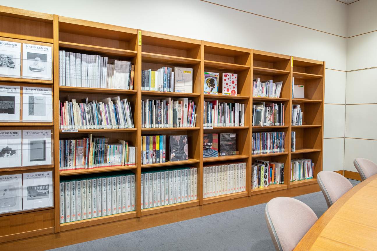 THE NATIONAL MUSEUM OF ART, OSAKA [Collection2 Body—Body] Admission ...